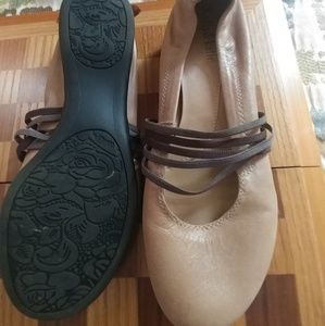 Kelly & Katie Shoes | Cream Colored Flats | Poshmark